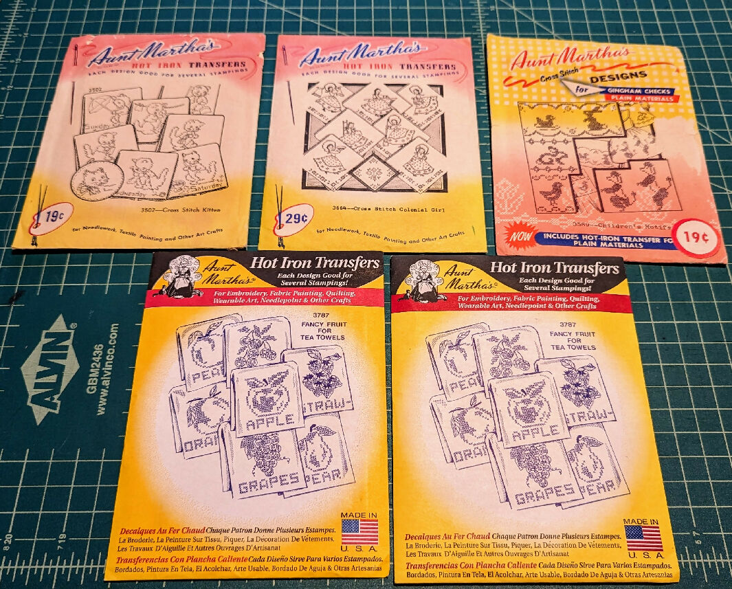 Aunt Martha's Hot Iron Transfers Lot of 5 - Cross Stitch Motifs – Destashify
