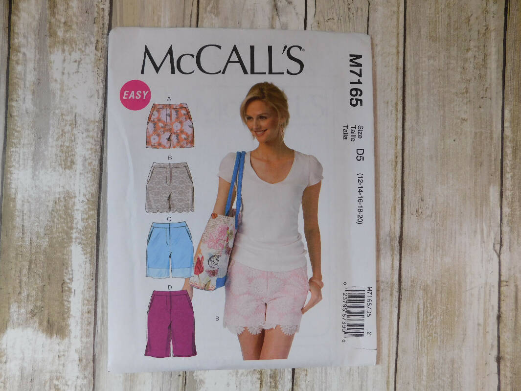 McCall's shorts pattern – Destashify