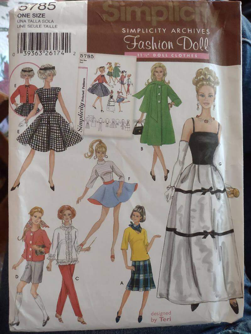 Simplicity Pattern 5785 – Destashify