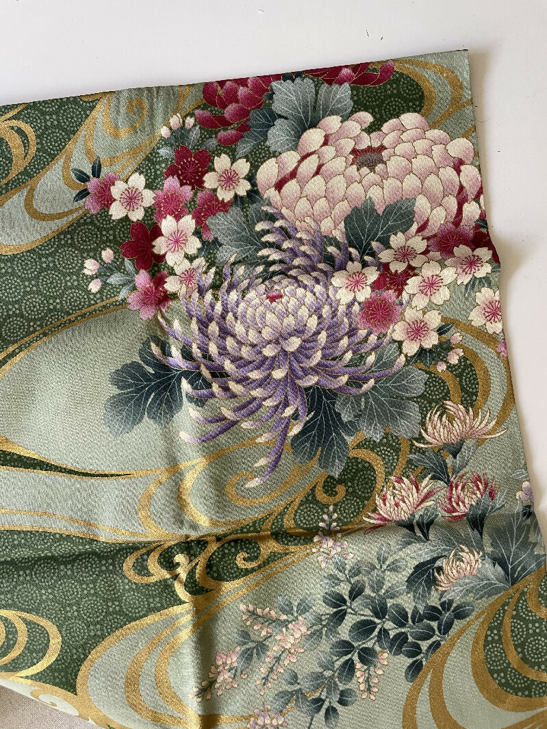 Quilting Cotton with Cherry Blossom Print – Destashify