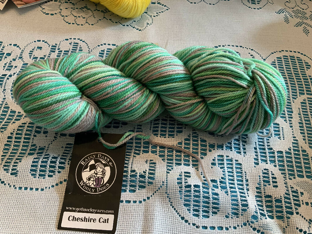 Rainy Days & Wooly Dogs Henbane Yarn – Destashify