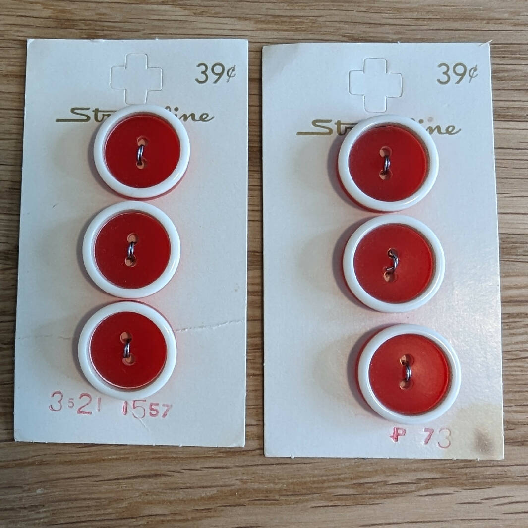 Vintage Streamline Red/White Plastic Round Buttons - Lot of 6 – Destashify
